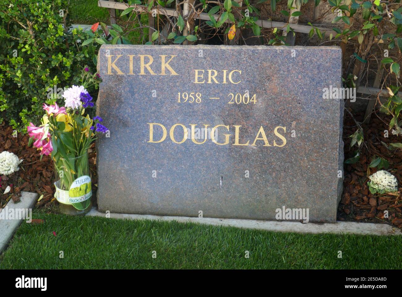 Kirk douglas eric douglas actor hi-res stock photography and images - Alamy