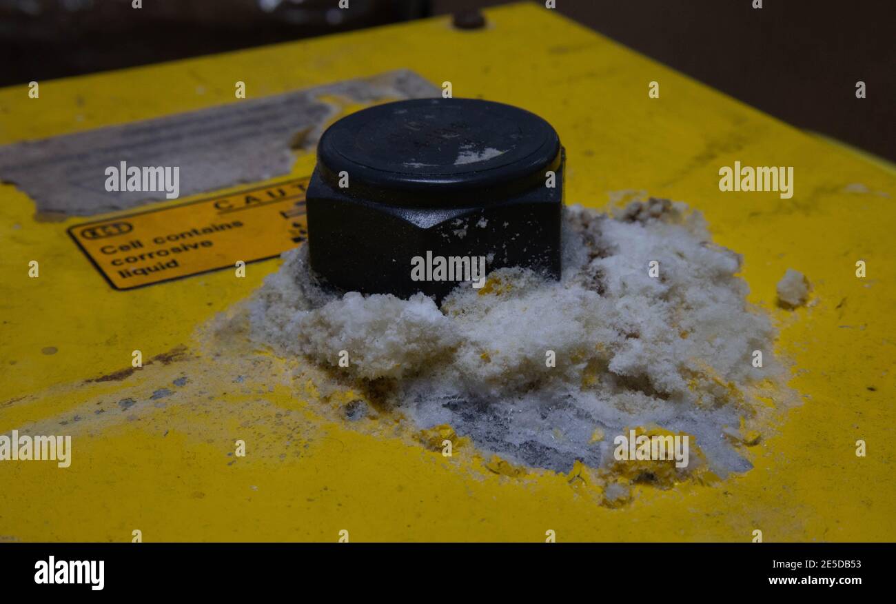 battery corrosive acid spill Stock Photo - Alamy