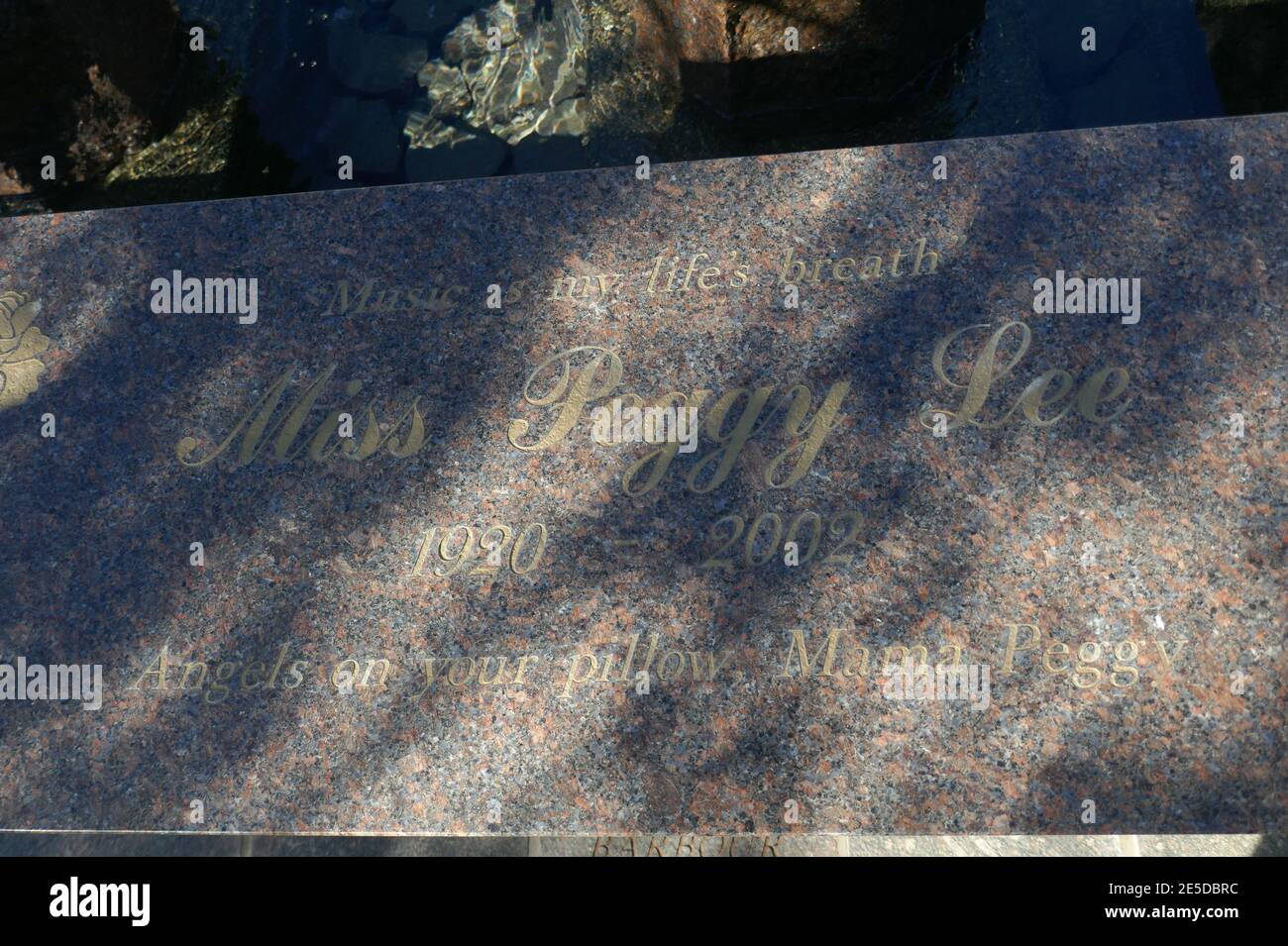 Peggy lee grave hi-res stock photography and images - Alamy