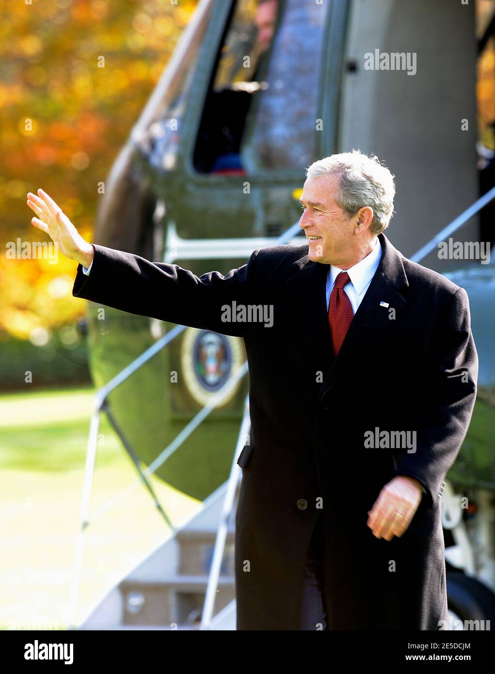 President George W. Bush returns to the White House after spending the weekend in Camp David ...