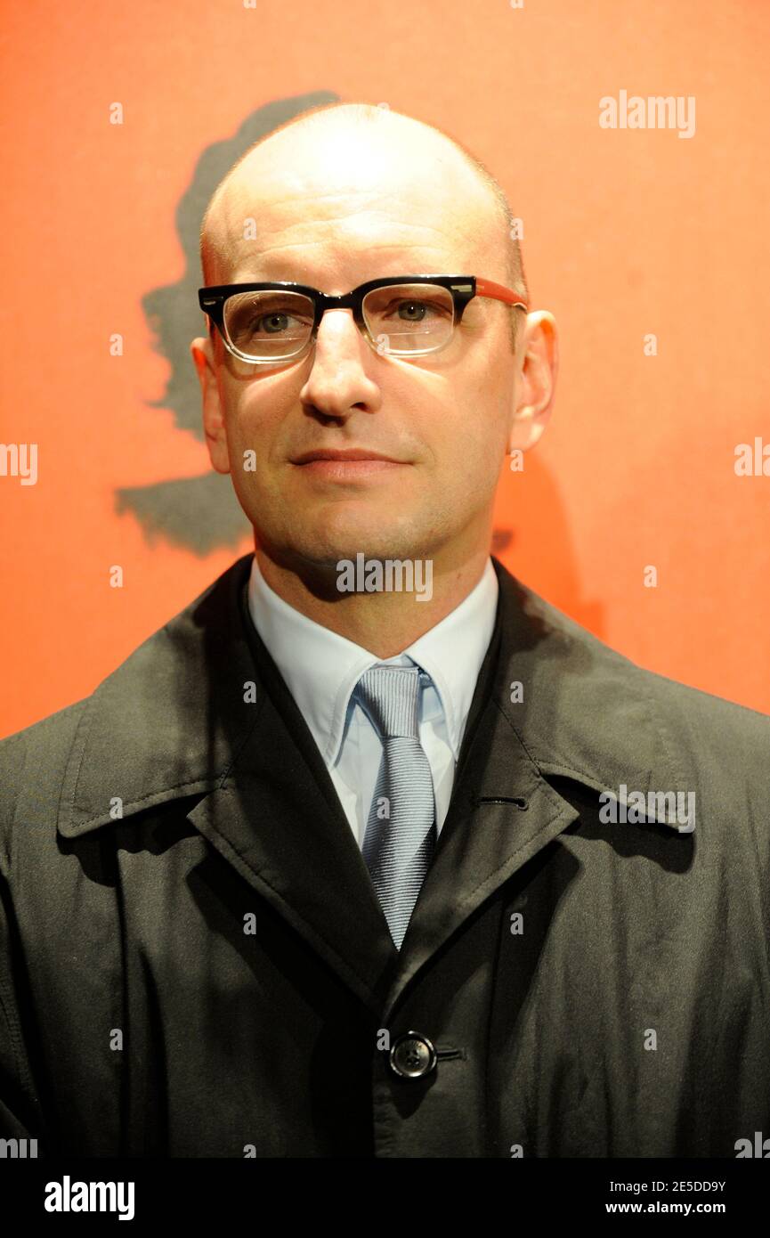 Steven Soderbergh attends the premiere of 'Che' held at the UGC ...