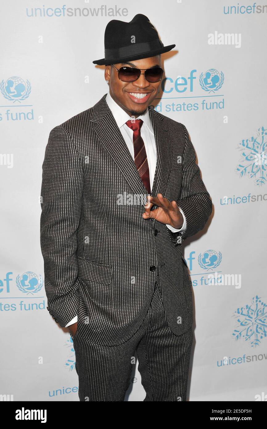 Singer Ne-Yo attends UNICEF's 2008 Snowflake Lighting at Grand Army ...
