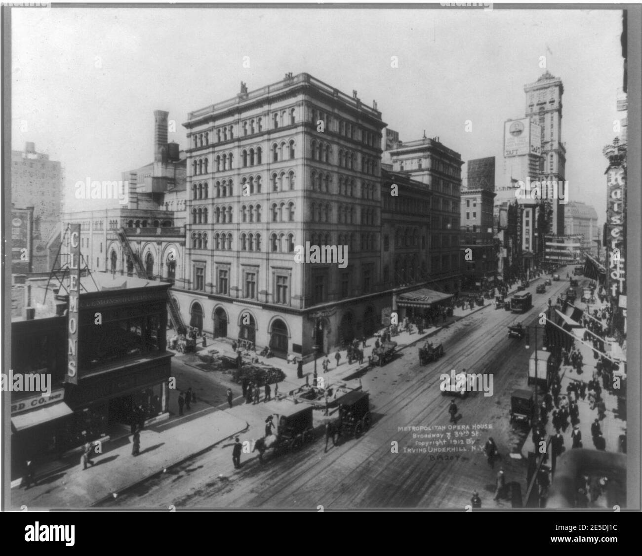 Metropolitan Opera House, Broadway & 39th St., New York City Stock ...