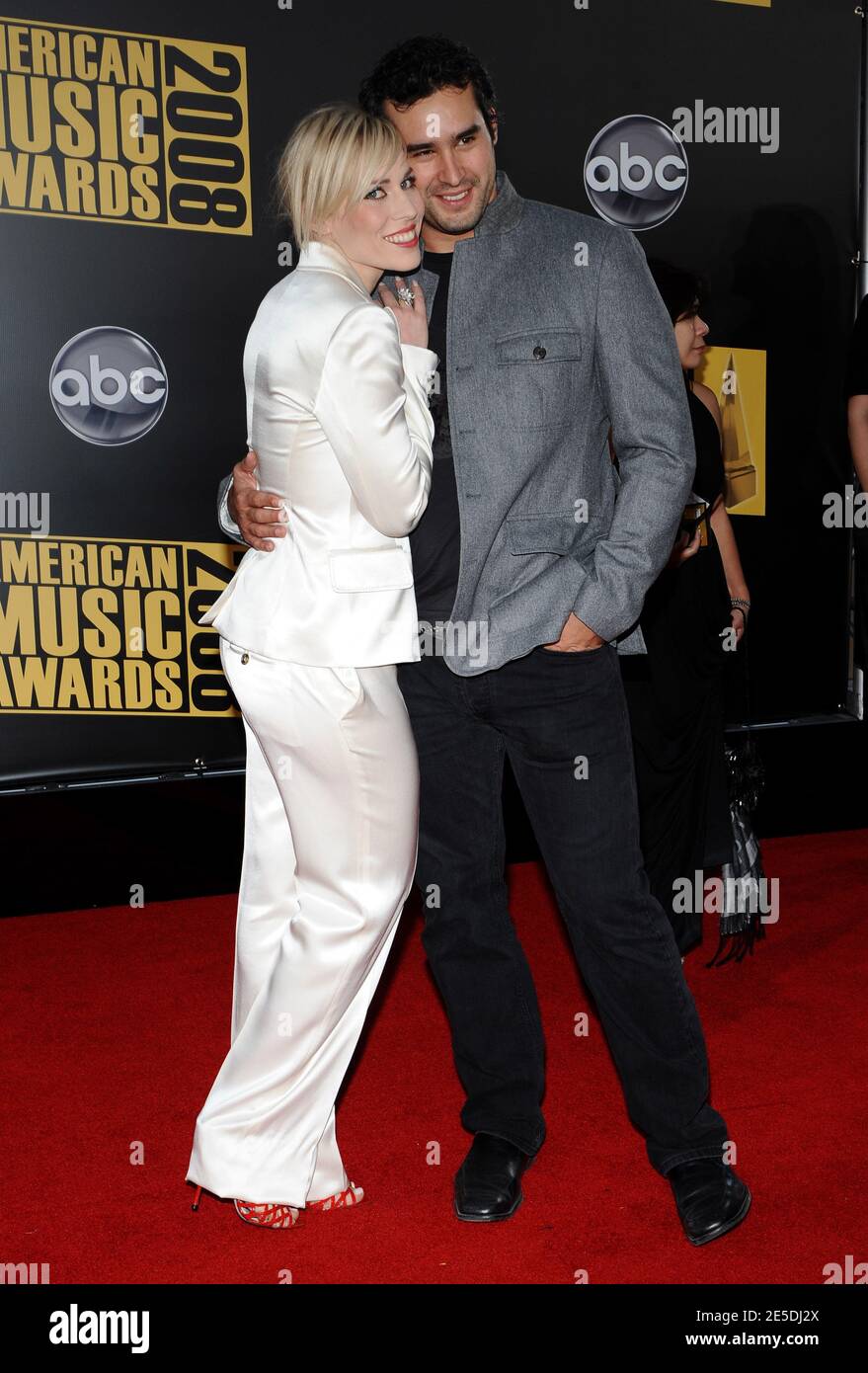 Natasha bedingfield and matt robinson hi-res stock photography and ...