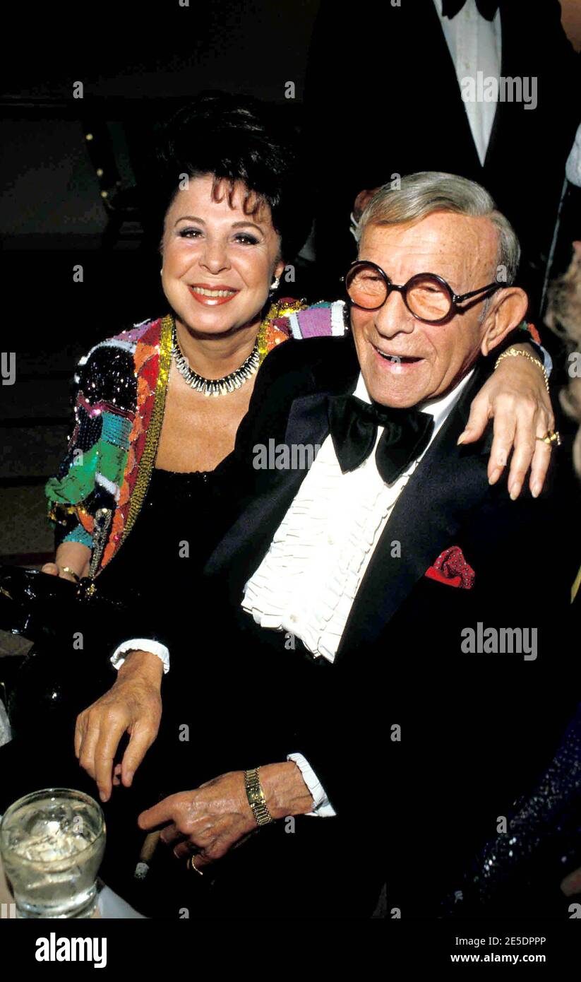 Edie Gorme, George Burns 1987 Credit: Ralph Dominguez/MediaPunch Stock ...