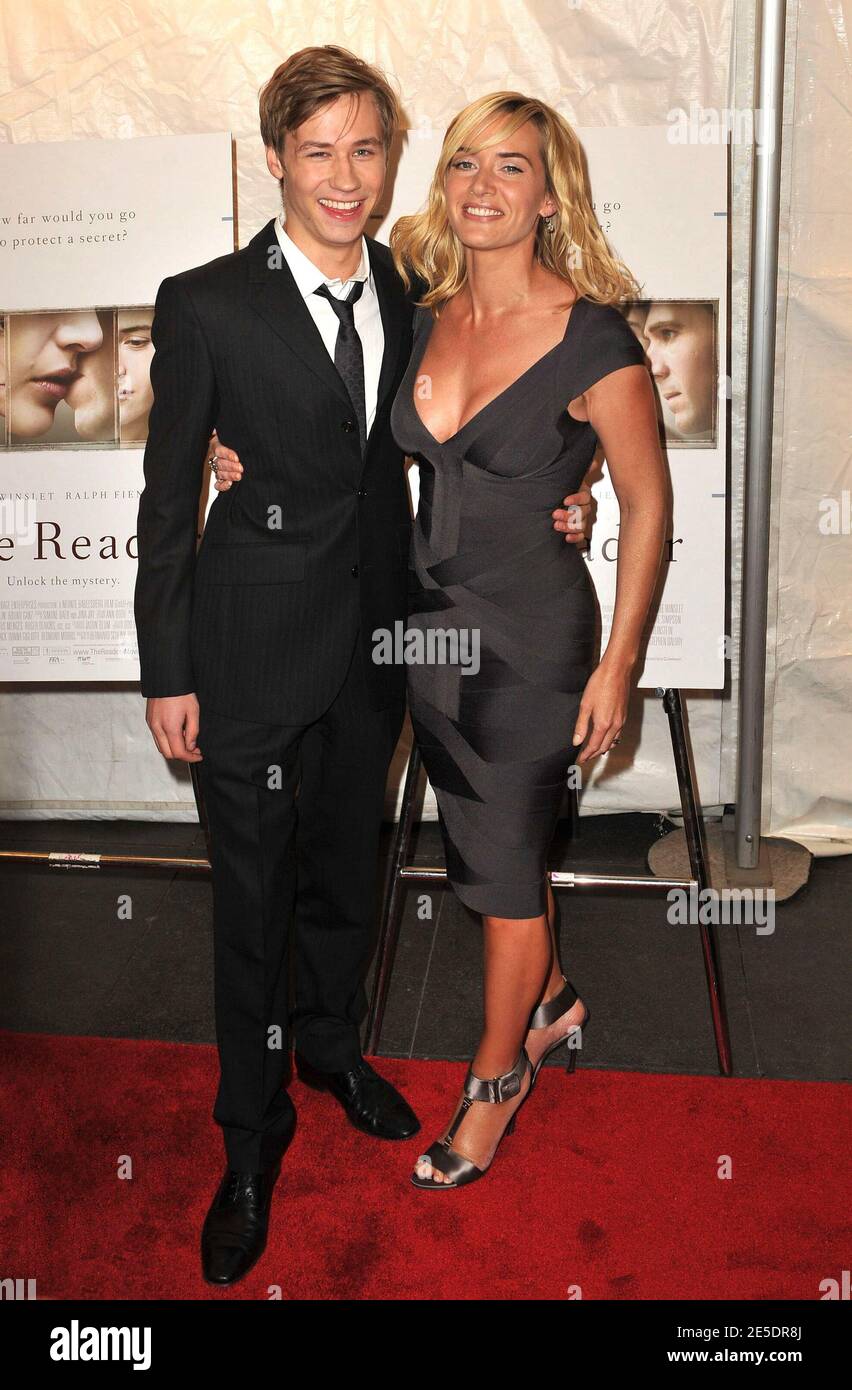 Kate winslet david kross reader hi-res stock photography and images - Alamy