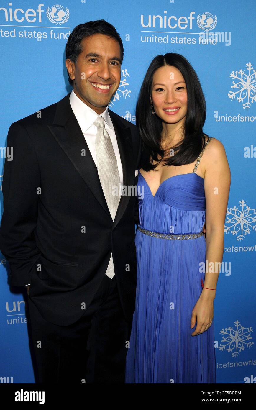Sanjay Gupta and Lucy Liu attend the 2008 UNICEF Snowflake Ball, held ...