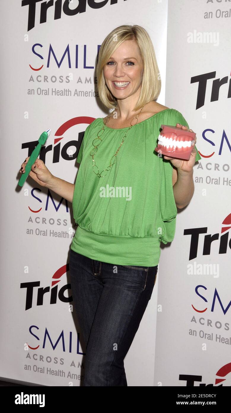 Jennie Garth attends the Trident 'Smiles Across America' event, held at ...