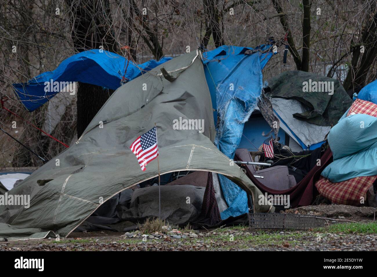 Homeless tents rain hi-res stock photography and images - Alamy
