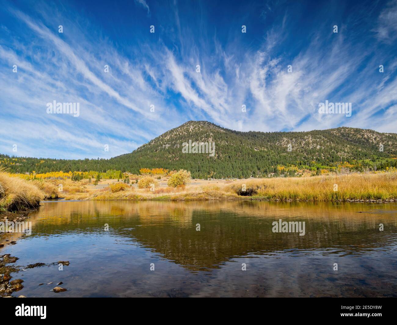 Sunny view with beautiful fall color along the Hope Valley in Lake ...