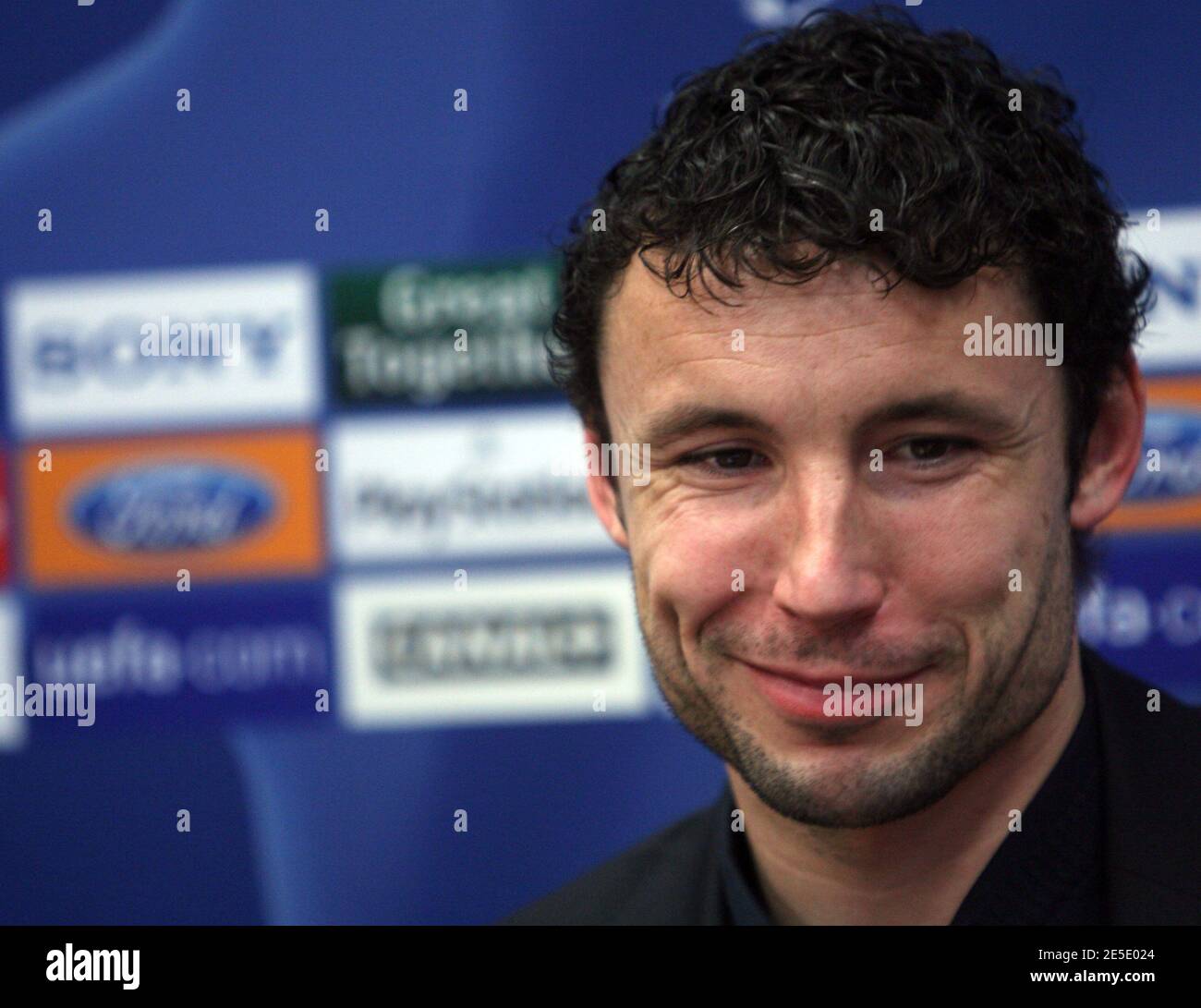 Van bommel bayern hi-res stock photography and images - Alamy
