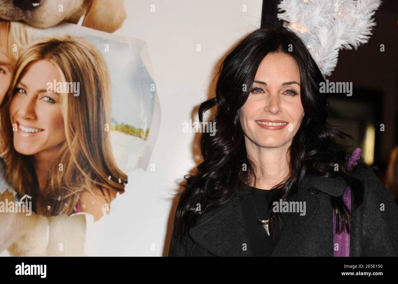 Courteney Cox attending the World Premiere of Marley and Me held at The ...