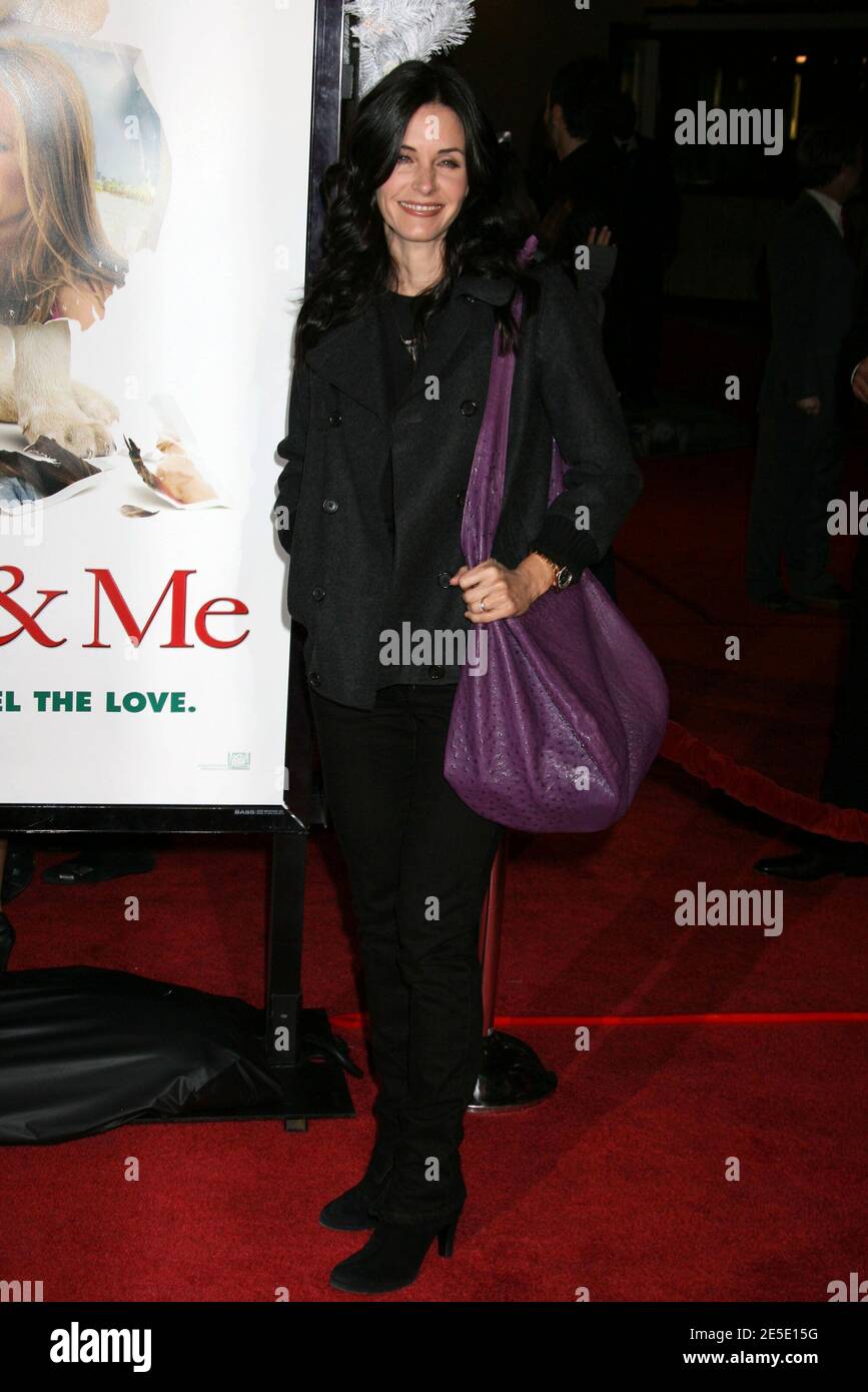 Courteney Cox attending the World Premiere of Marley and Me held at The ...