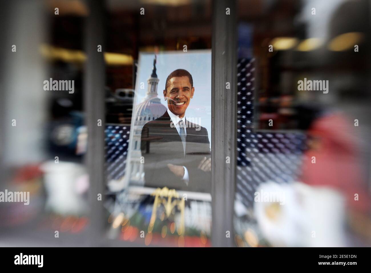 Barack obama memorabilia hi-res stock photography and images - Alamy