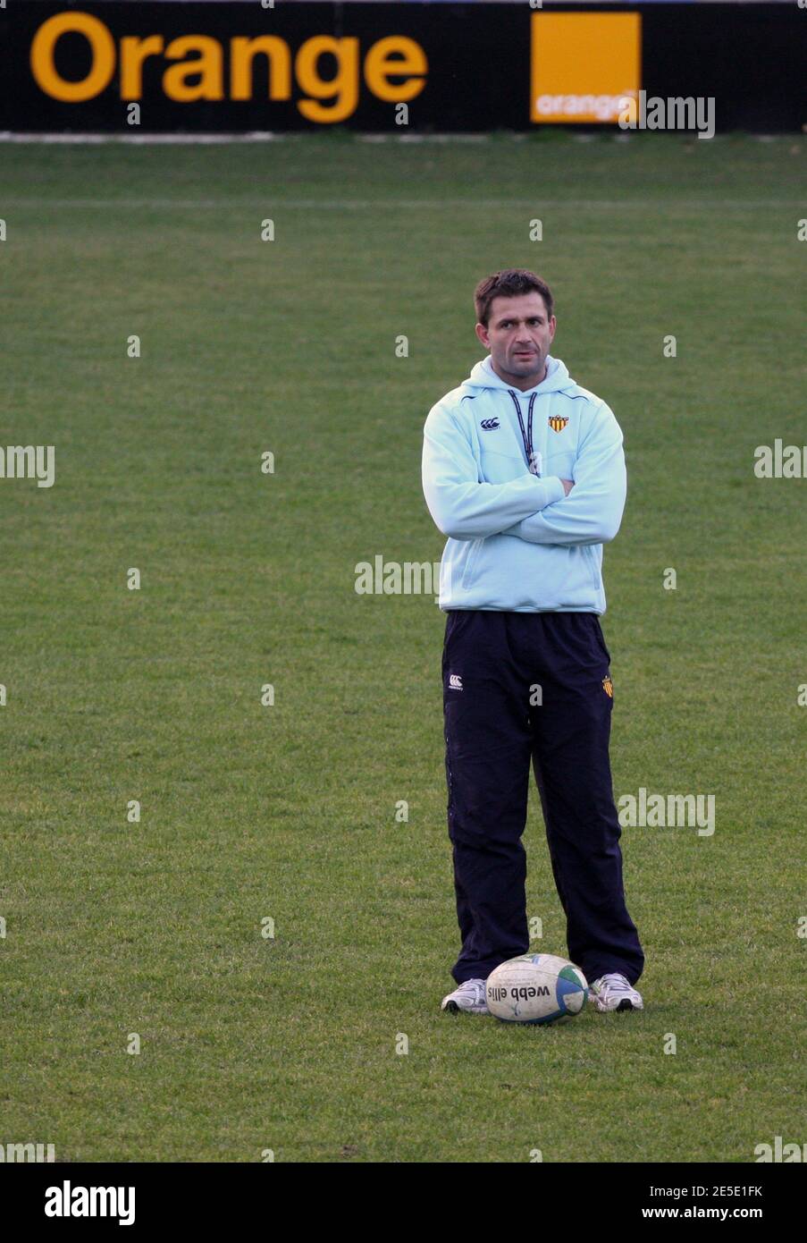 USA Perpignan's coach Franck Azema during the training session prior to ...