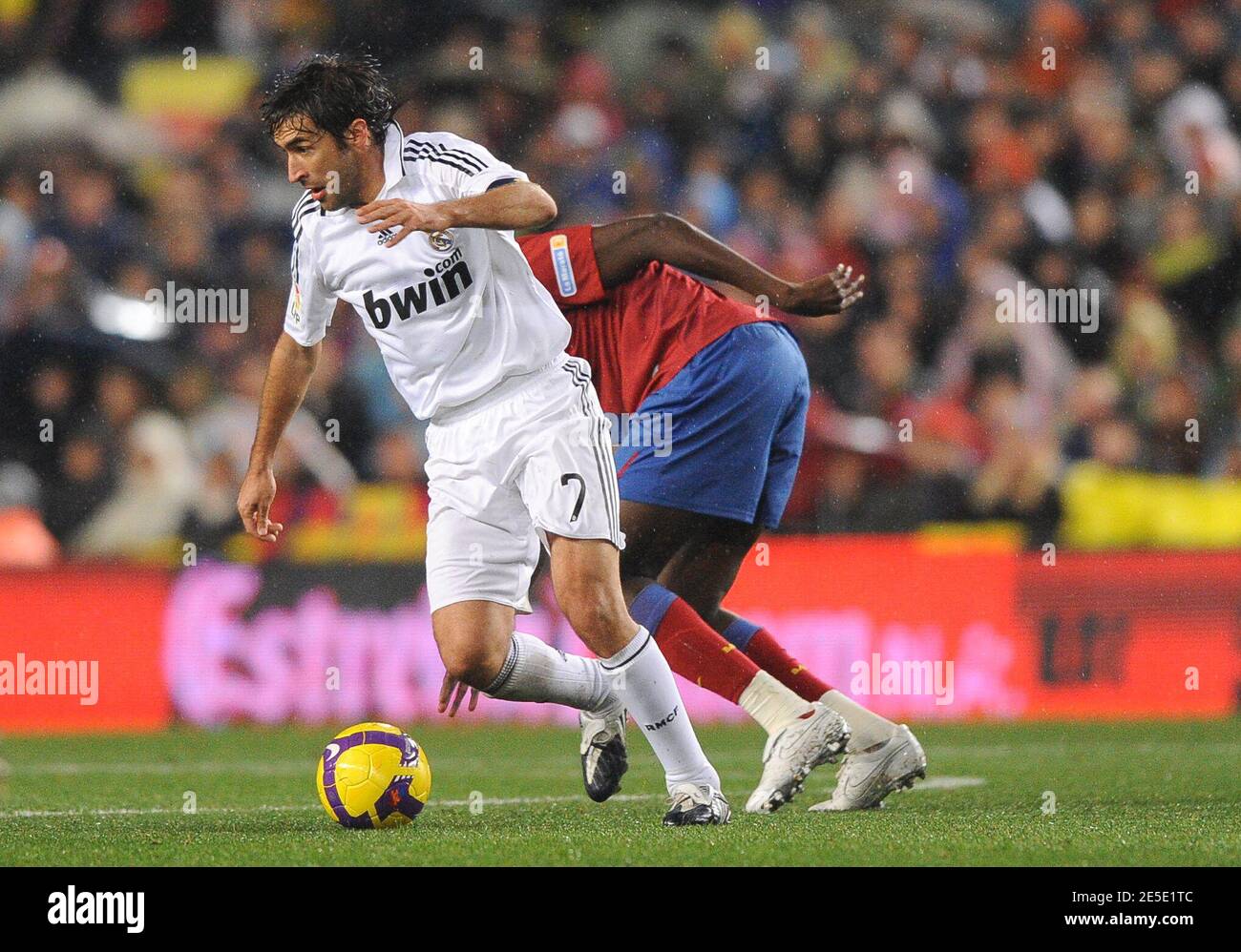 Real madrid barcelona 2008 hi-res stock photography and images - Alamy