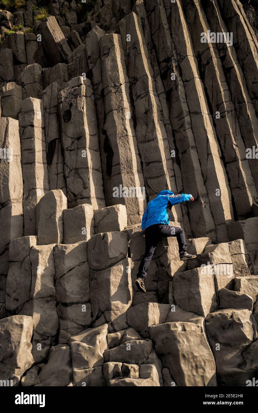 Coastal hexagonal basalt rock formations hi-res stock photography and ...