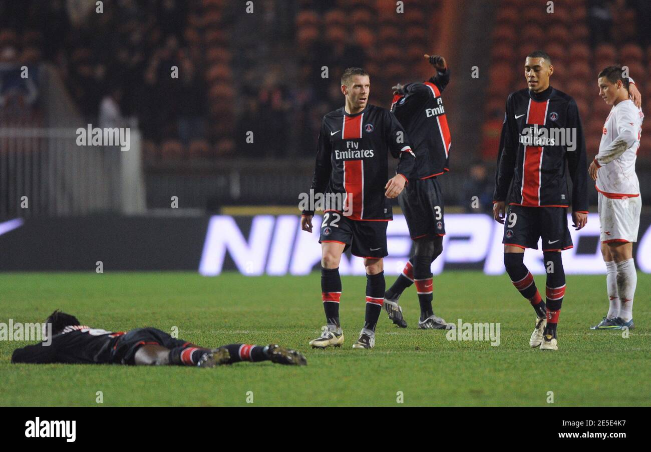 Atmosphere after the UEFA Cup soccer match, PSG vs Twenteat the Parc de ...