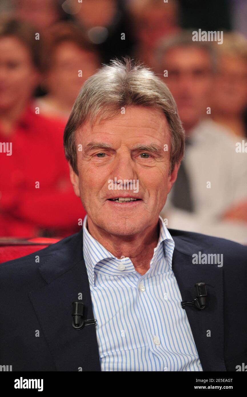 Bernard Kouchner lors de l'enregistrement de l'emission Vivement ...
