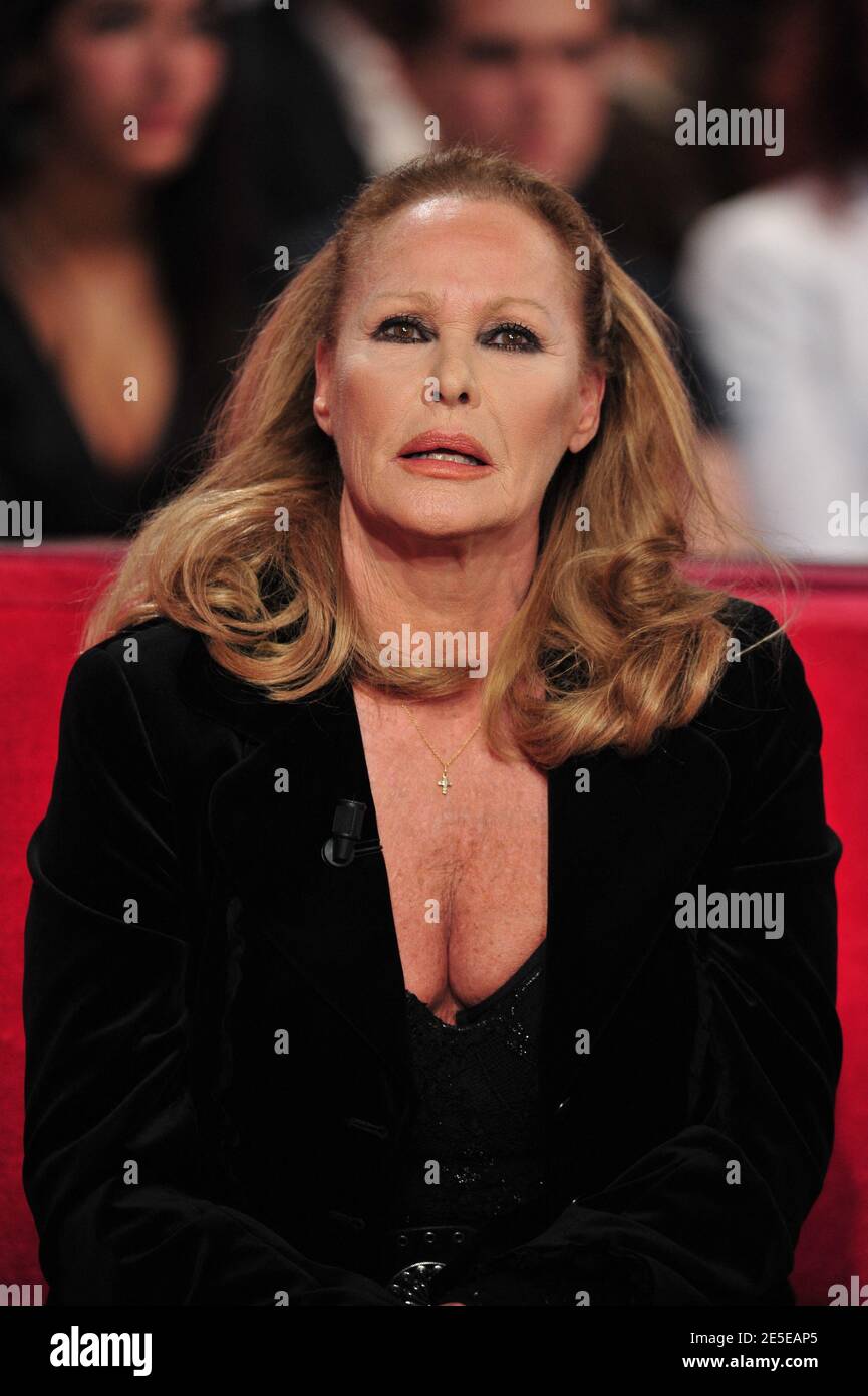 Ursula andress 2008 hi-res stock photography and images - Alamy