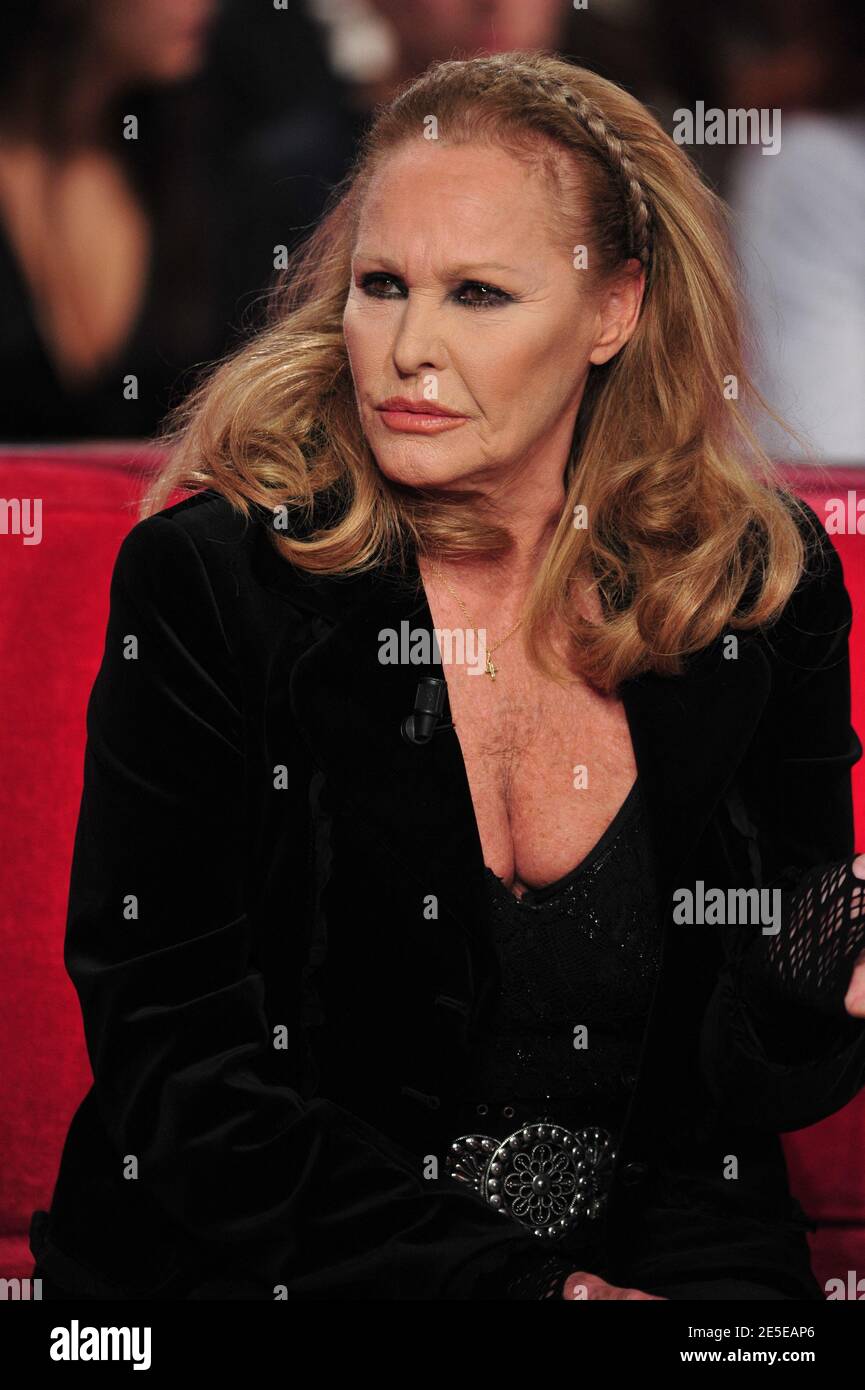 Ursula andress 2008 hi-res stock photography and images - Alamy