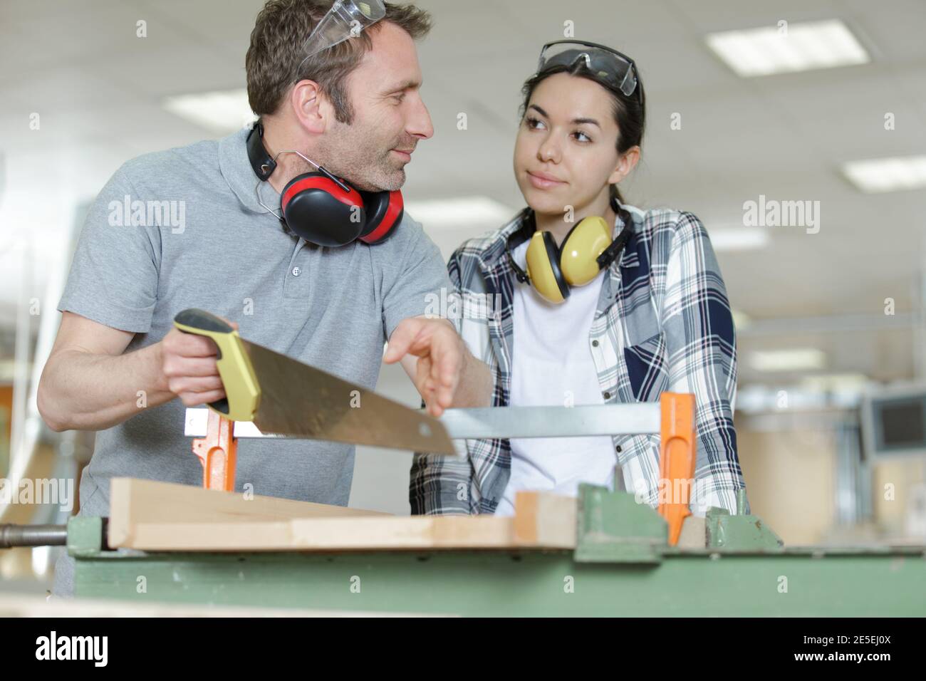Man using handsaw hi-res stock photography and images - Alamy