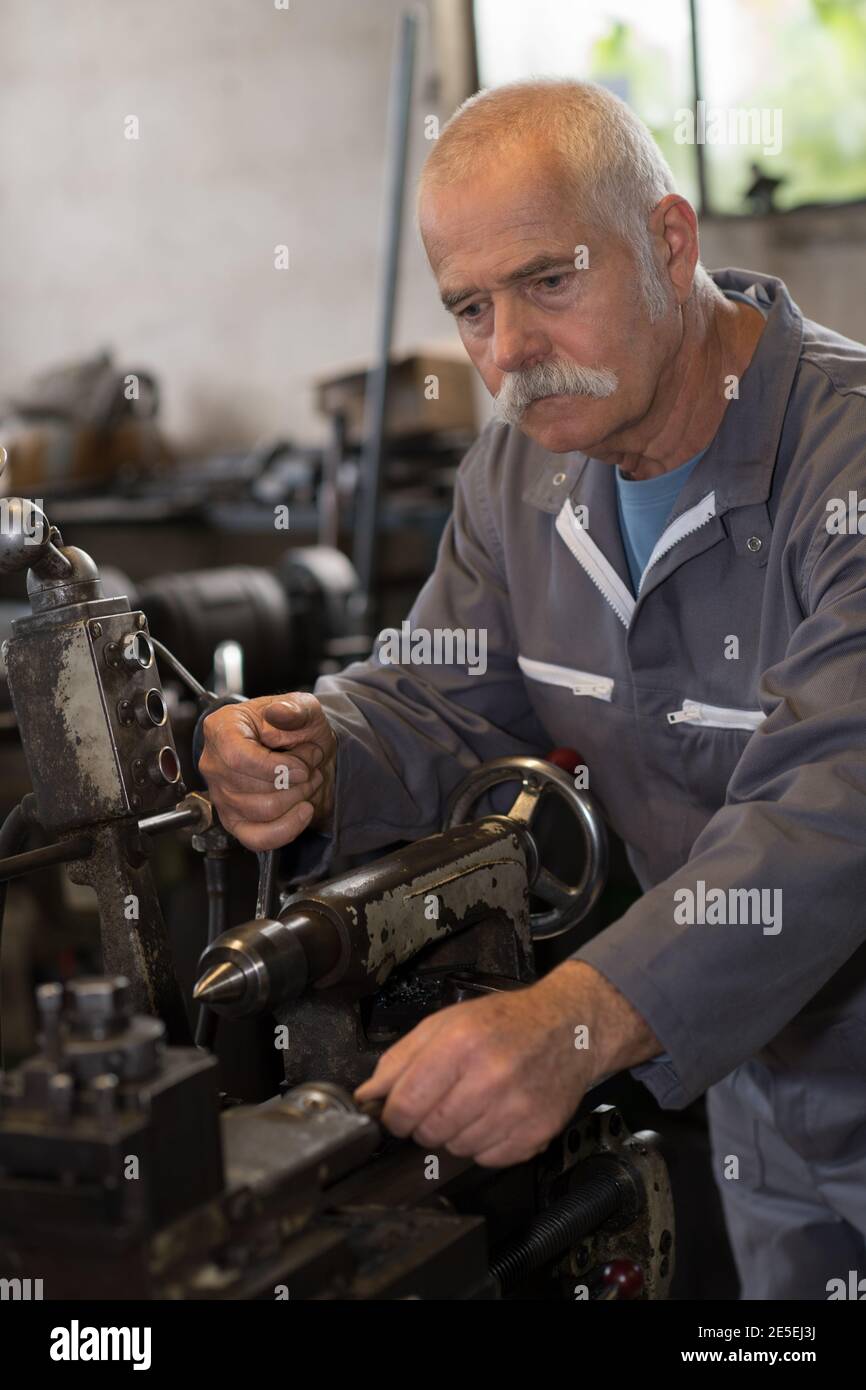 Metalworking machinist hi-res stock photography and images - Alamy