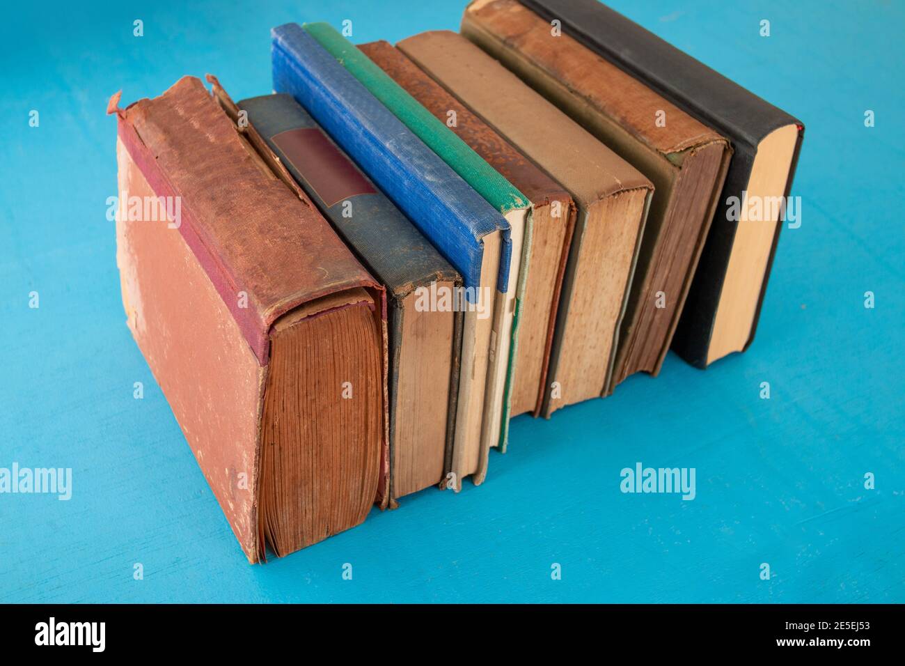 Vintage blue and green books hi-res stock photography and images - Alamy
