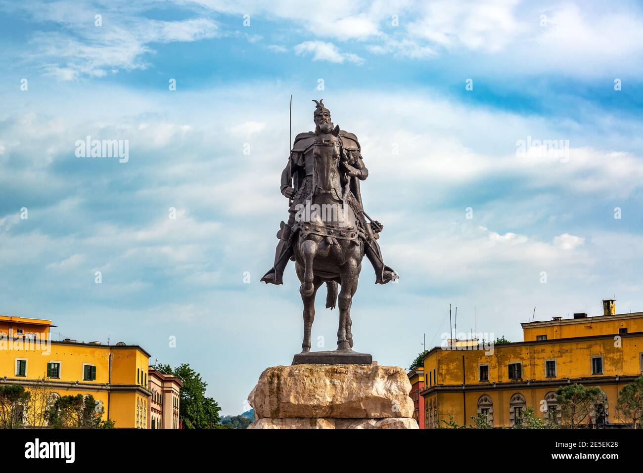 Albanian hero skanderbeg hi-res stock photography and images - Alamy