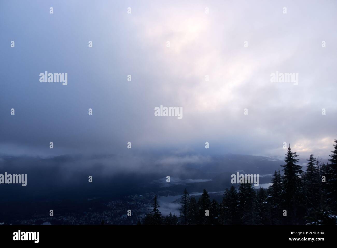 Alpine scene mountain snow hi-res stock photography and images - Alamy