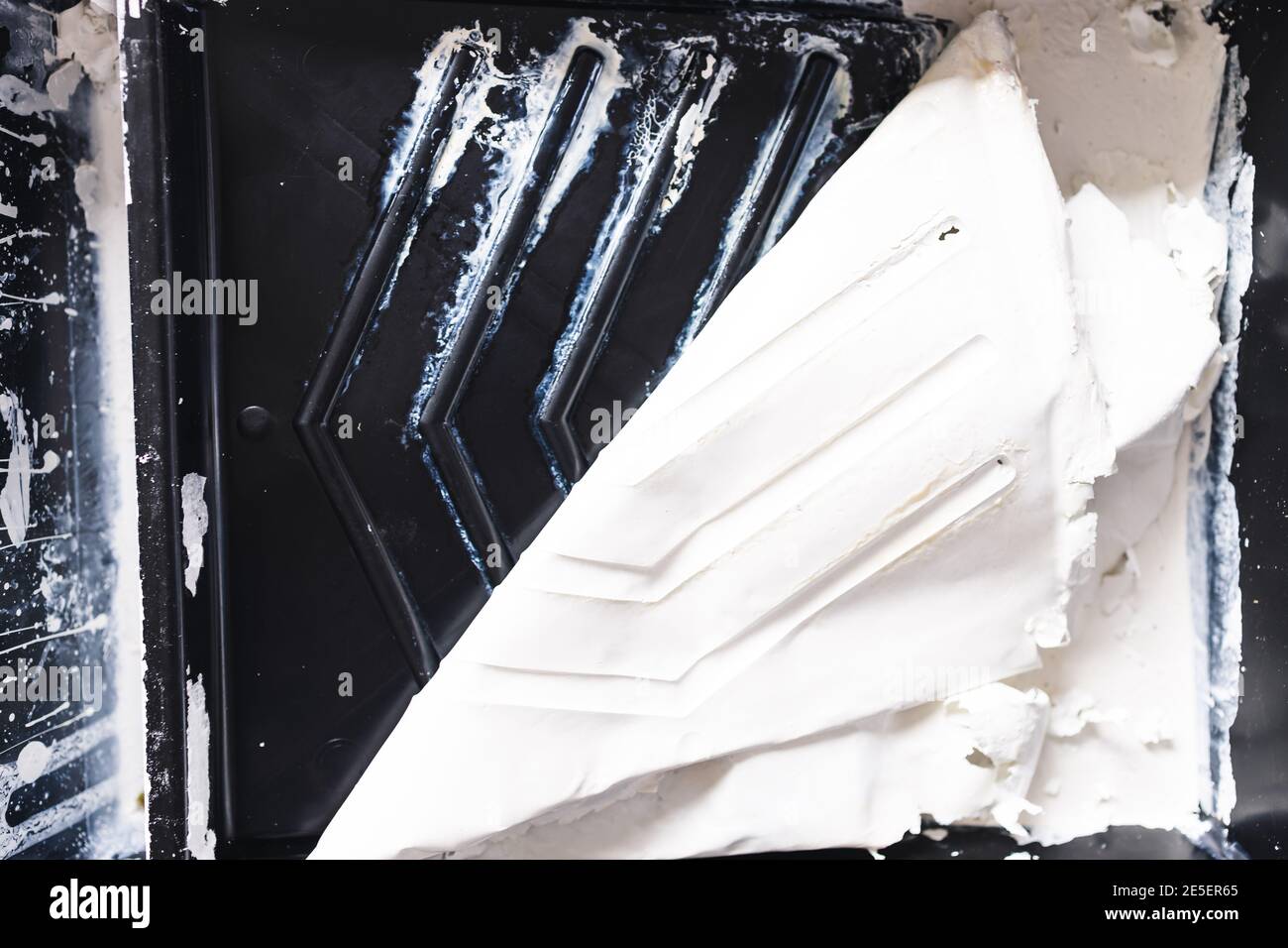 Solidified paint hi-res stock photography and images - Alamy