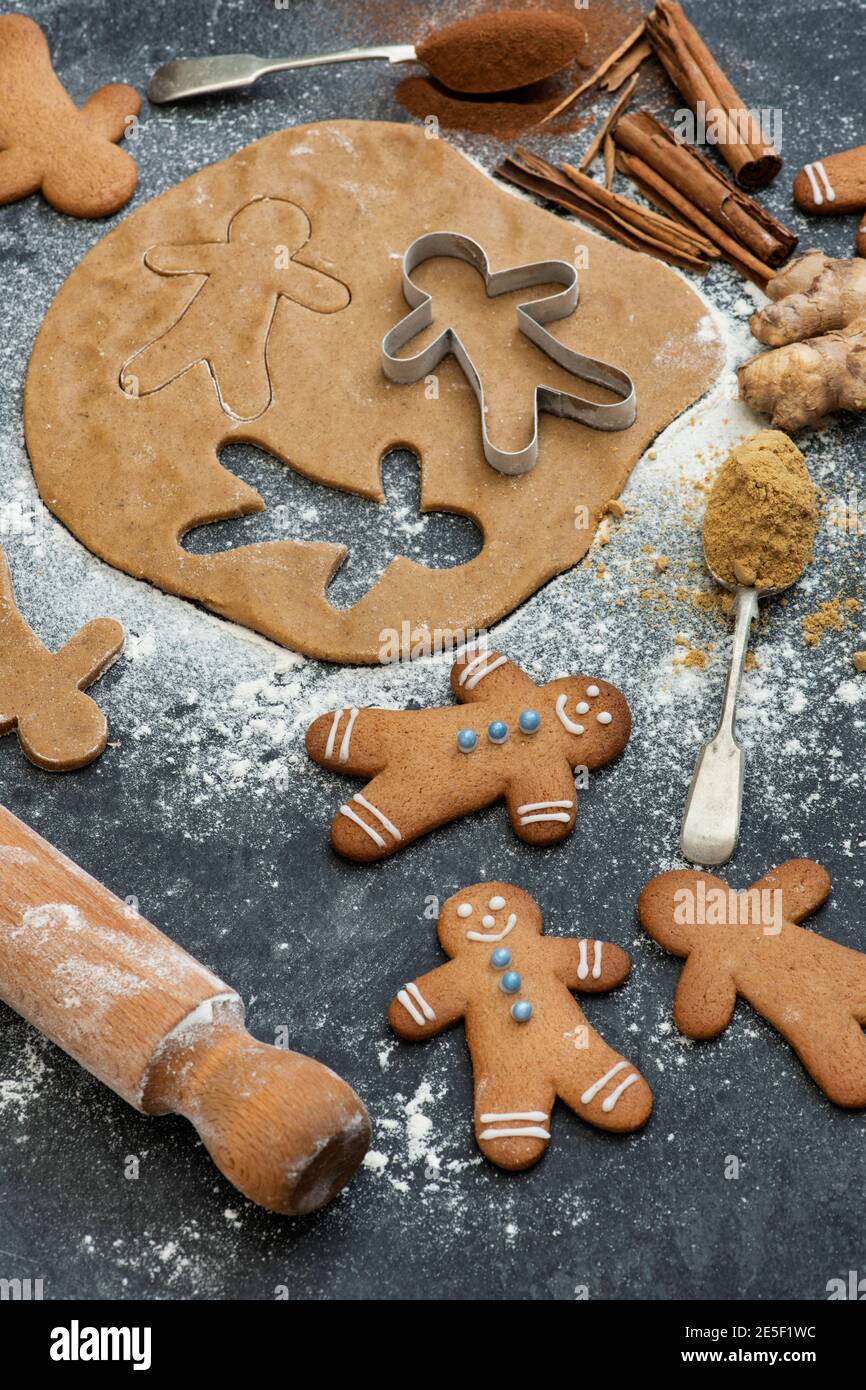Gingerbread Men and biscuit dough Stock Photo - Alamy