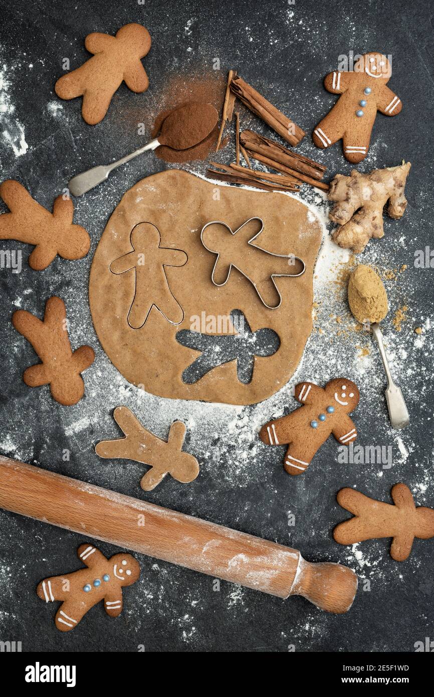 Smiley face cookie cutter hi-res stock photography and images - Alamy