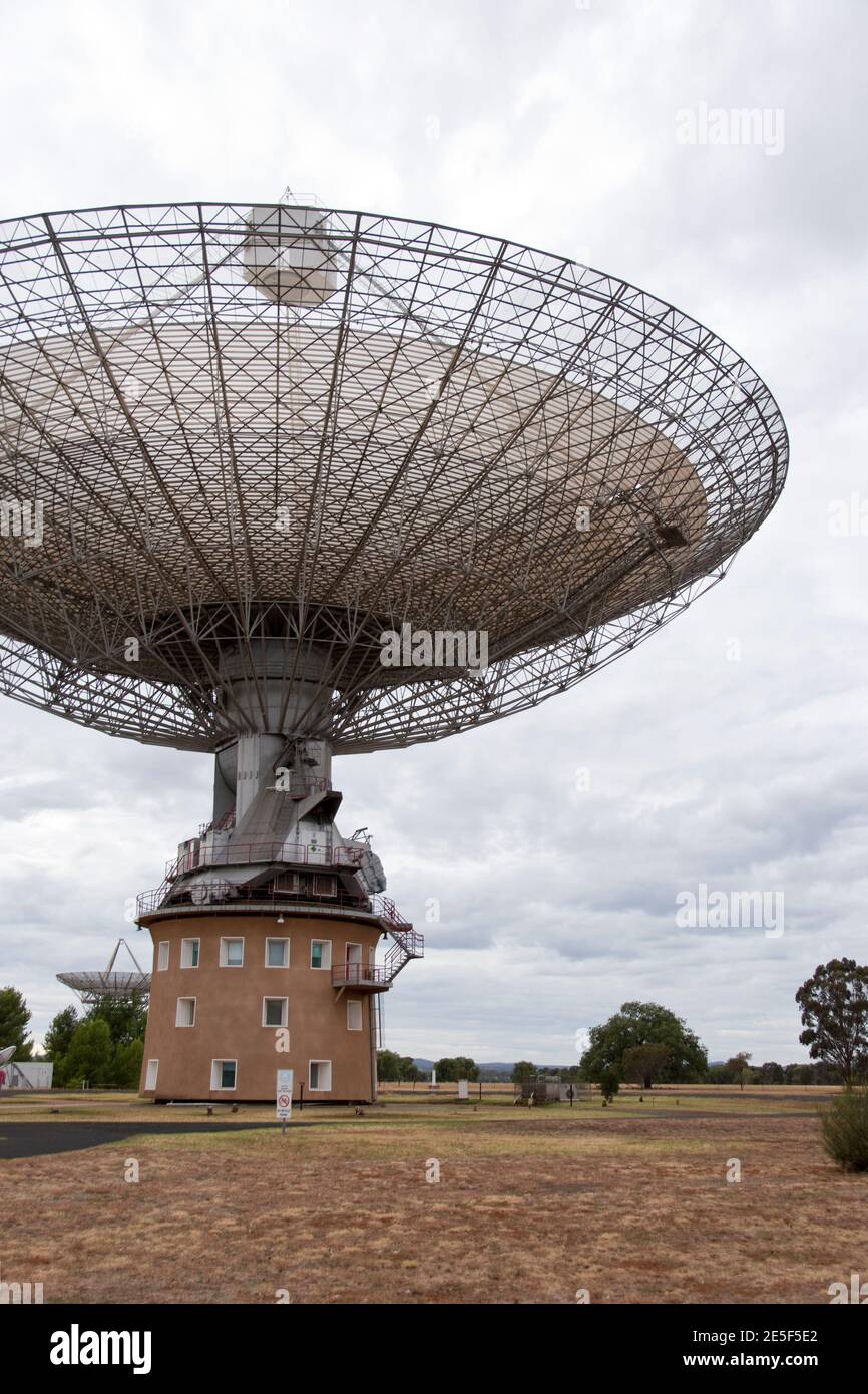 Parkes observatory australia hi-res stock photography and images - Alamy