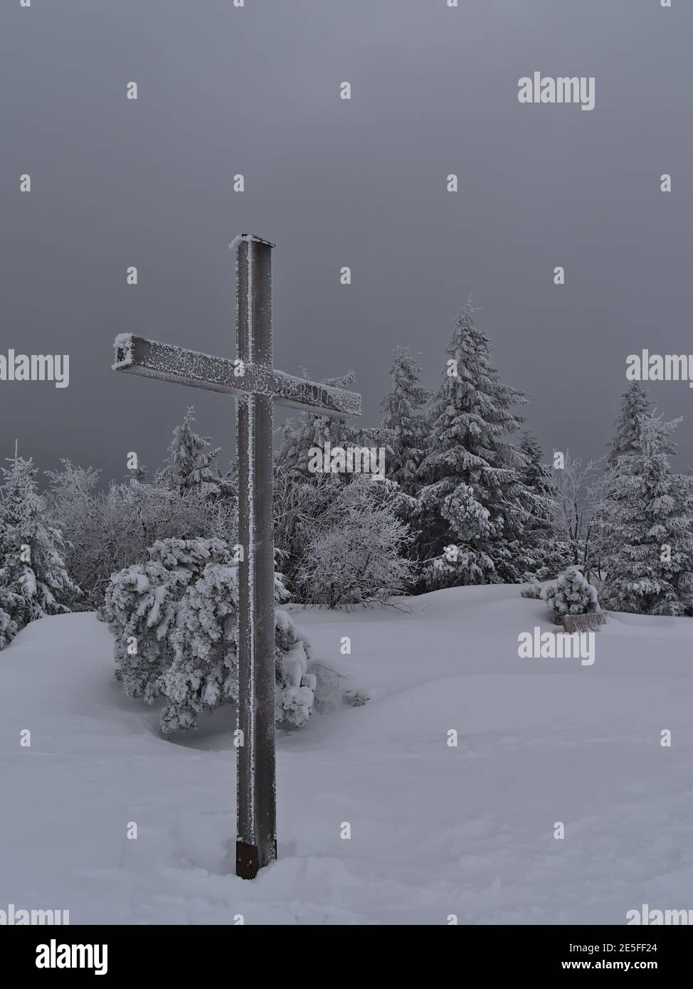 Wooden cross on mountain top hi-res stock photography and images - Alamy