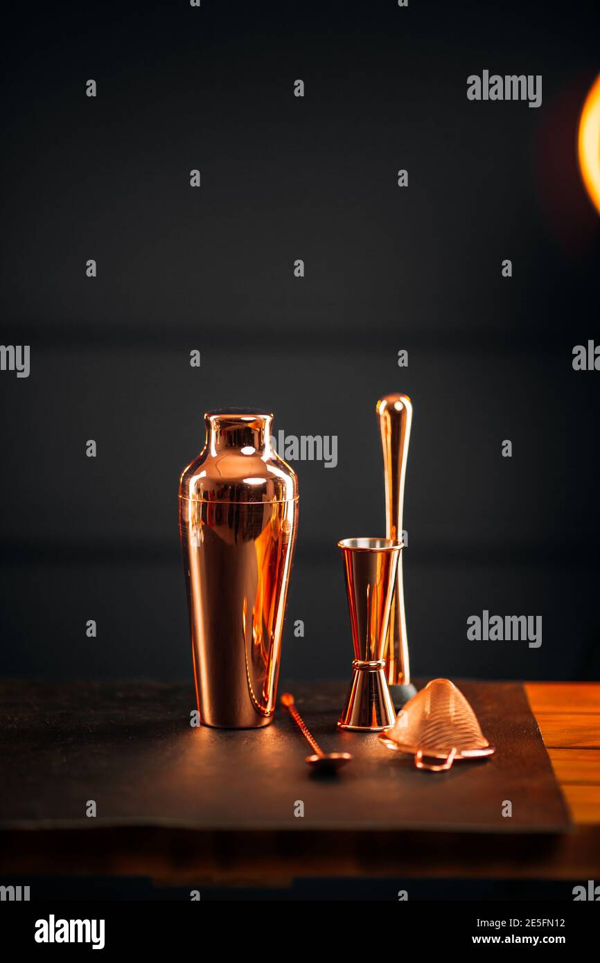 Copper bar hi-res stock photography and images - Alamy