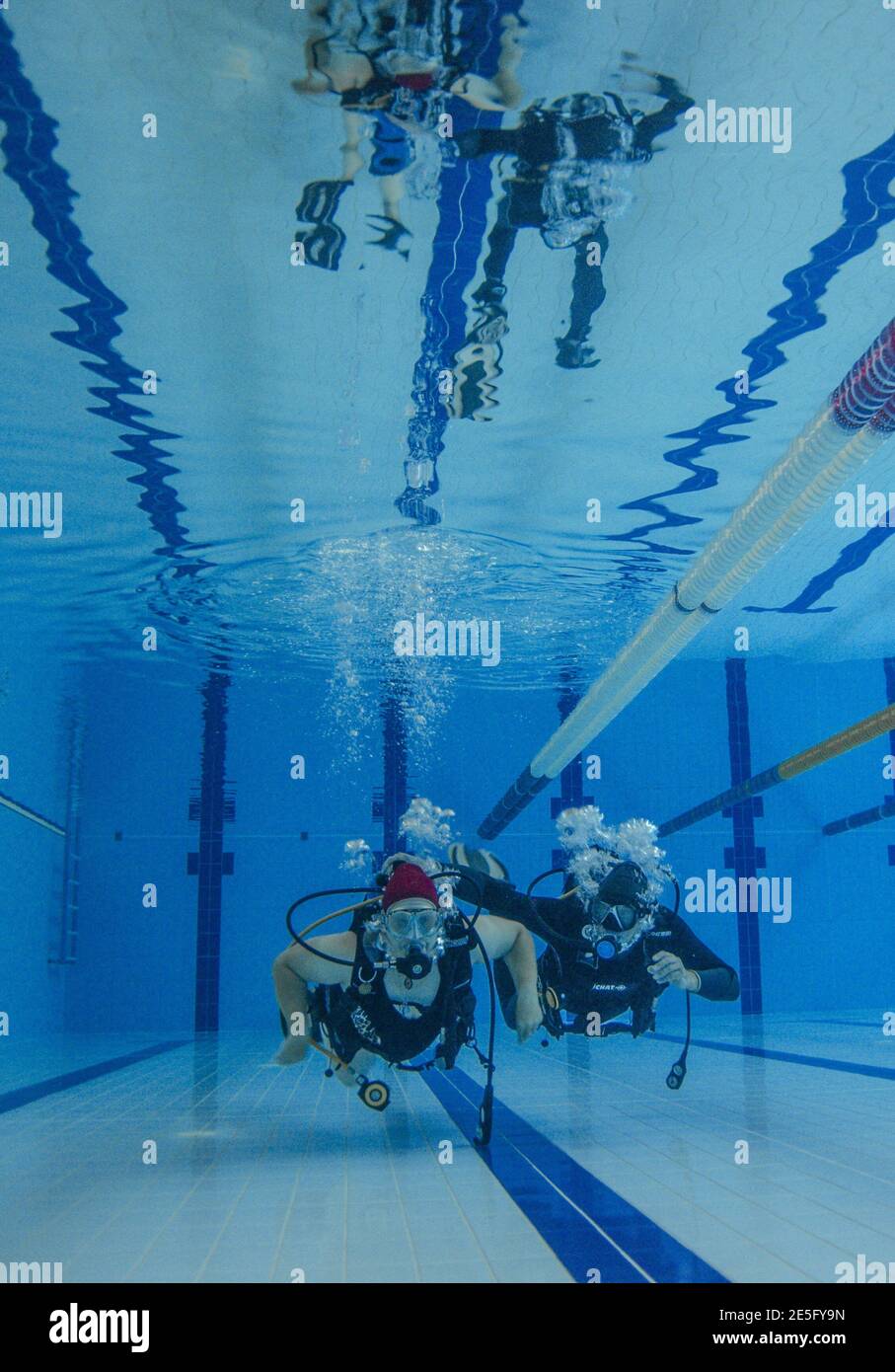 Disabled people in discovering Scuba Diving Stock Photo - Alamy
