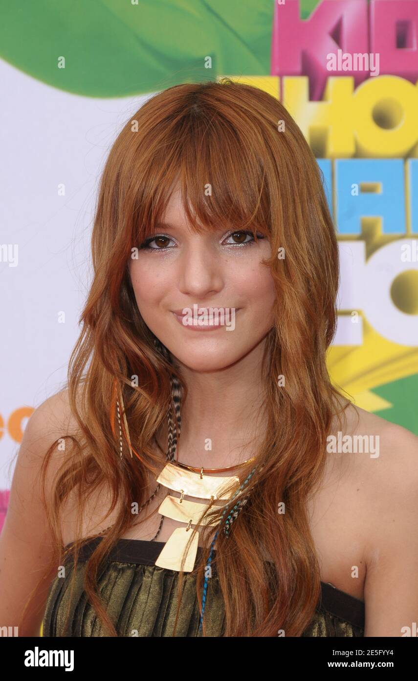 Bella Thorne at 2011 Nickelodeon Kids Choice Awards held at USC's Galen ...