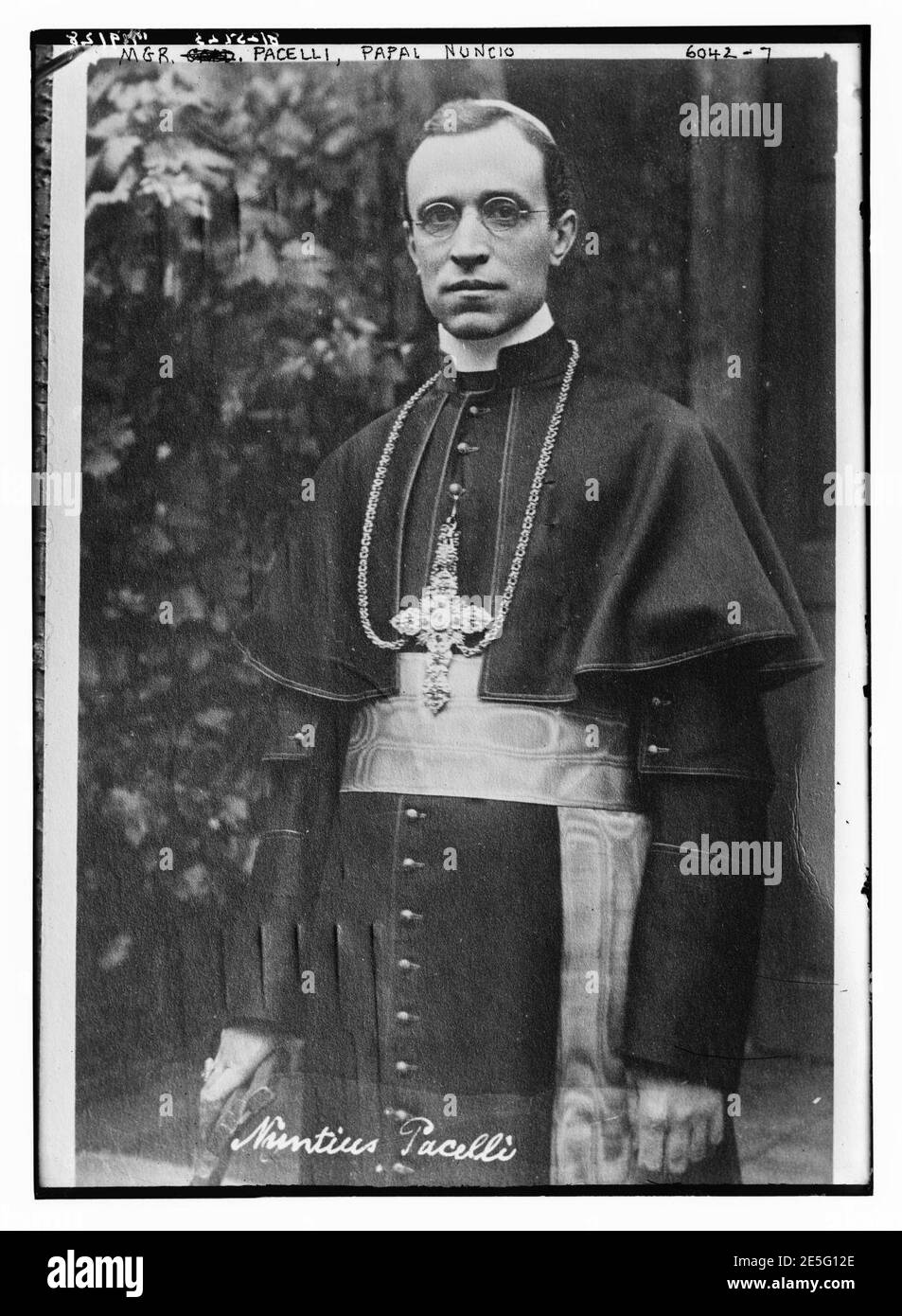 Papal nuncio hi-res stock photography and images - Alamy