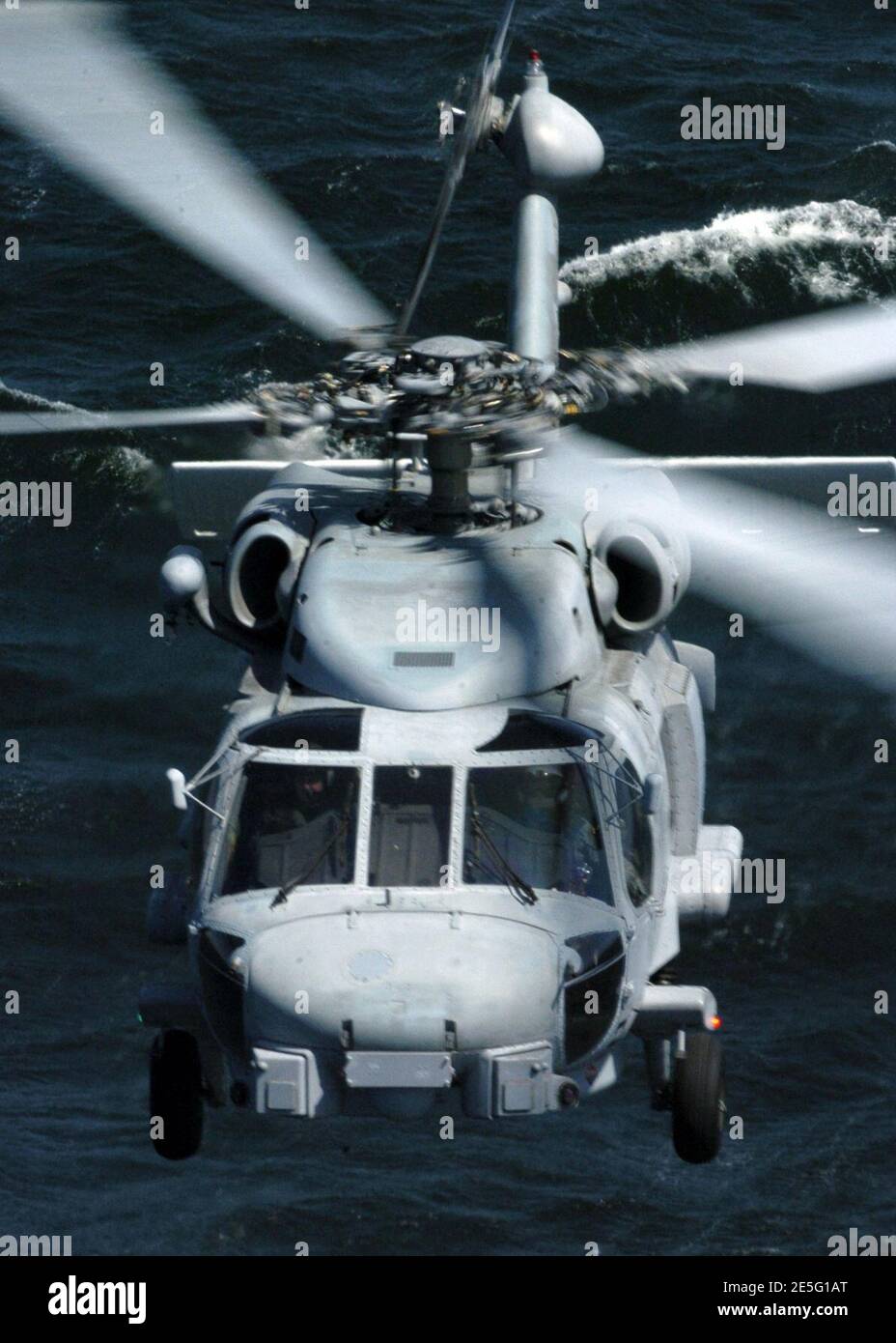 Mh 60r seahawk hi-res stock photography and images - Alamy