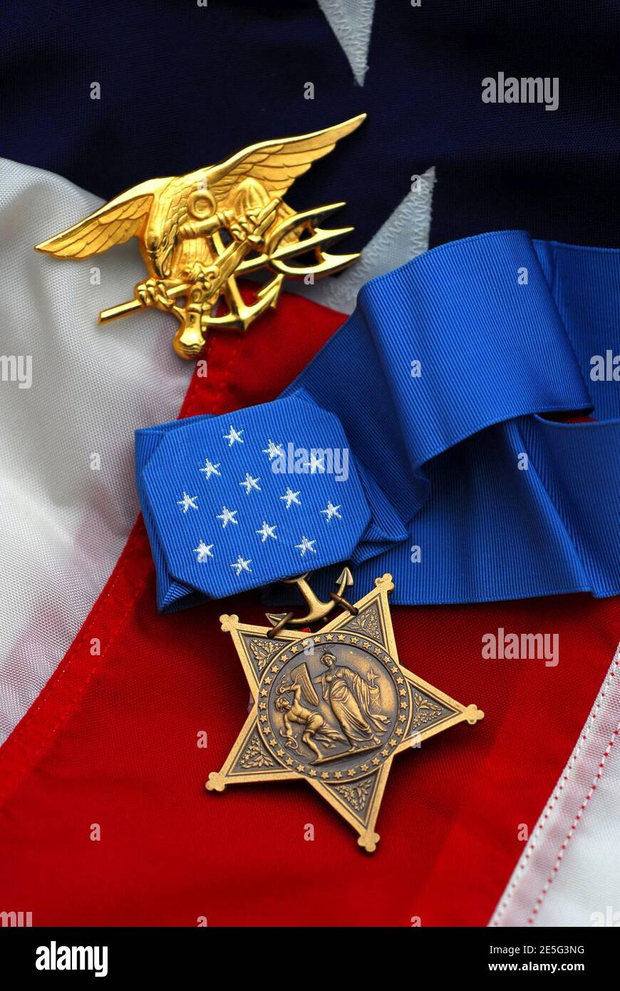 Michael monsoor hi-res stock photography and images - Alamy