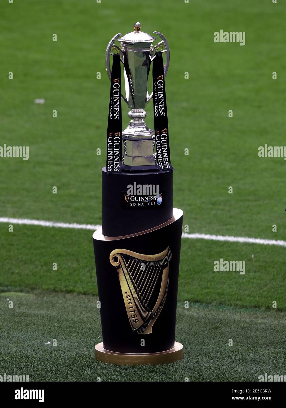 Six nations 2021 trophy hi-res stock photography and images - Alamy