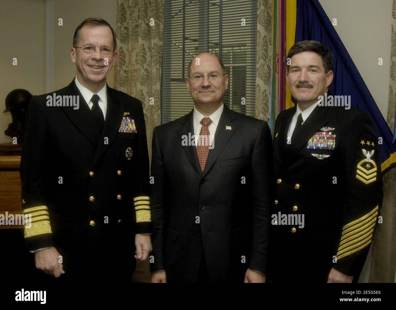 Michael Mullen Donald Winter Terry Scott Stock Photo - Alamy