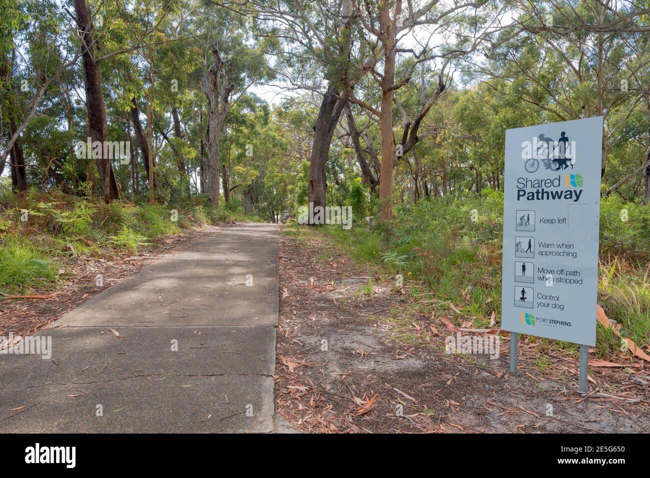 Shared bicycle pedestrian path hi-res stock photography and images - Alamy