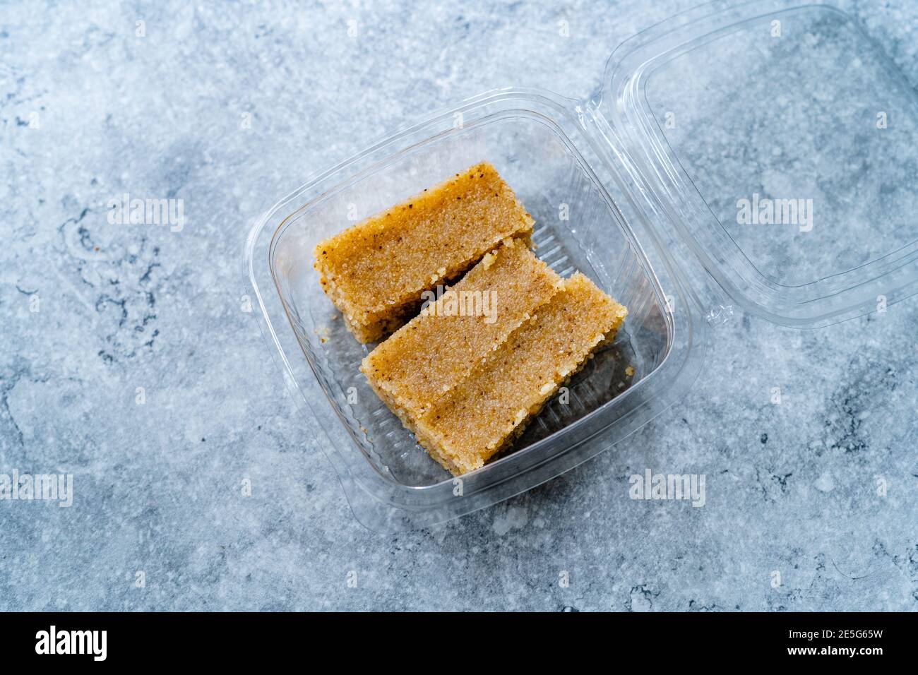 Kesar halwa hi-res stock photography and images - Alamy