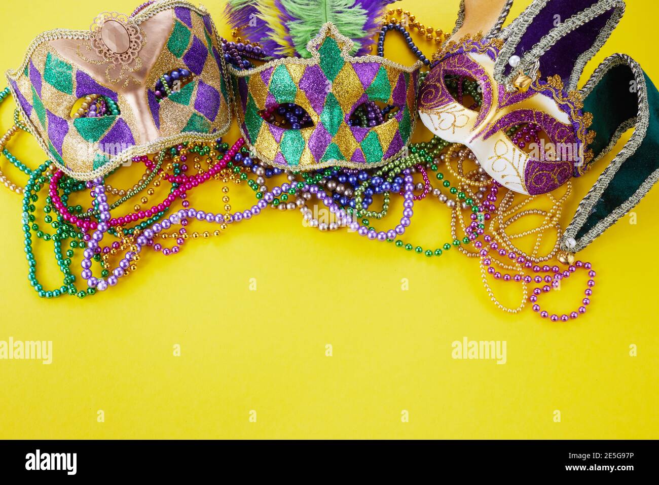 Mardi gras new orleans parade hi-res stock photography and images - Alamy