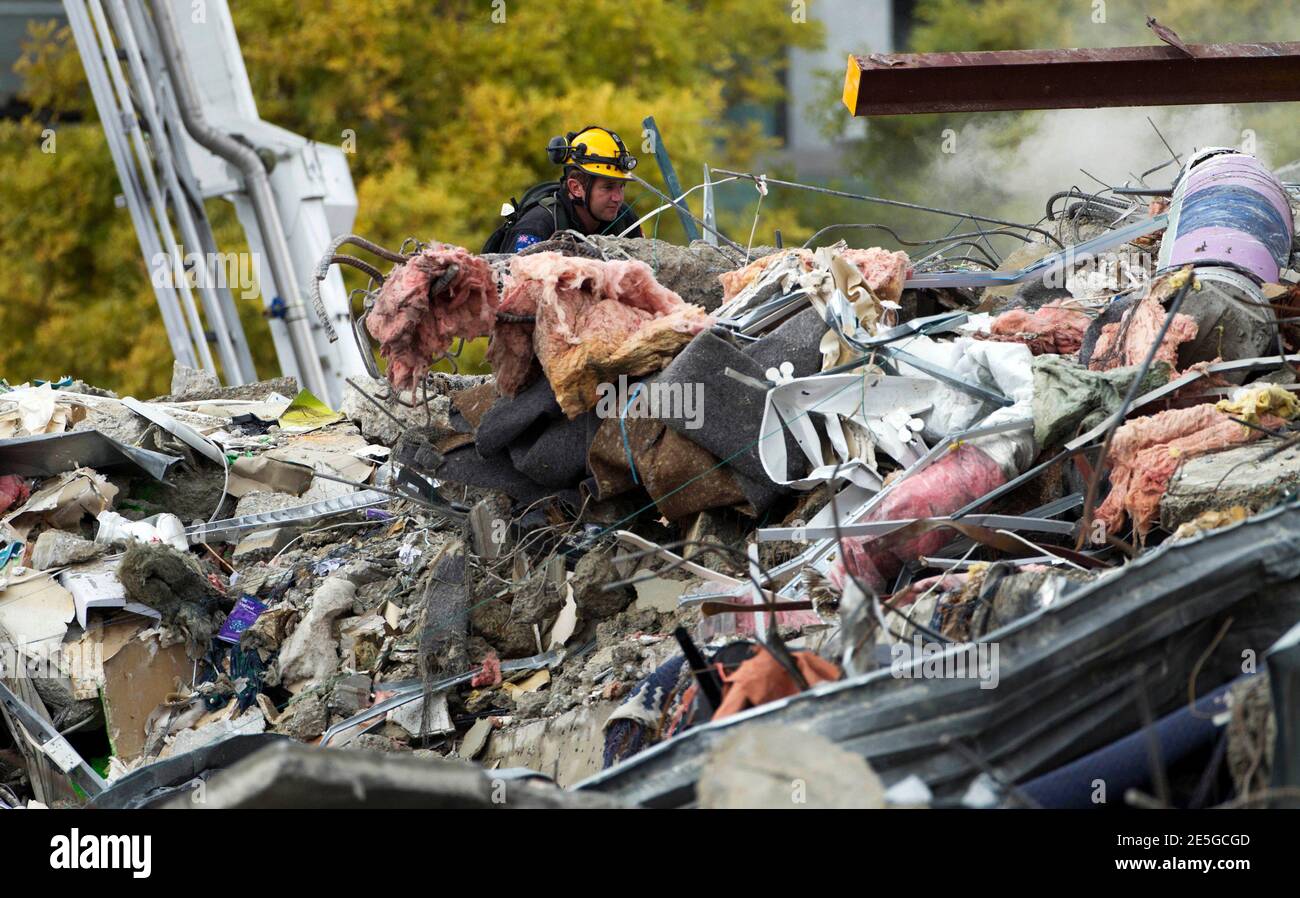 Death newzealand hi-res stock photography and images - Alamy