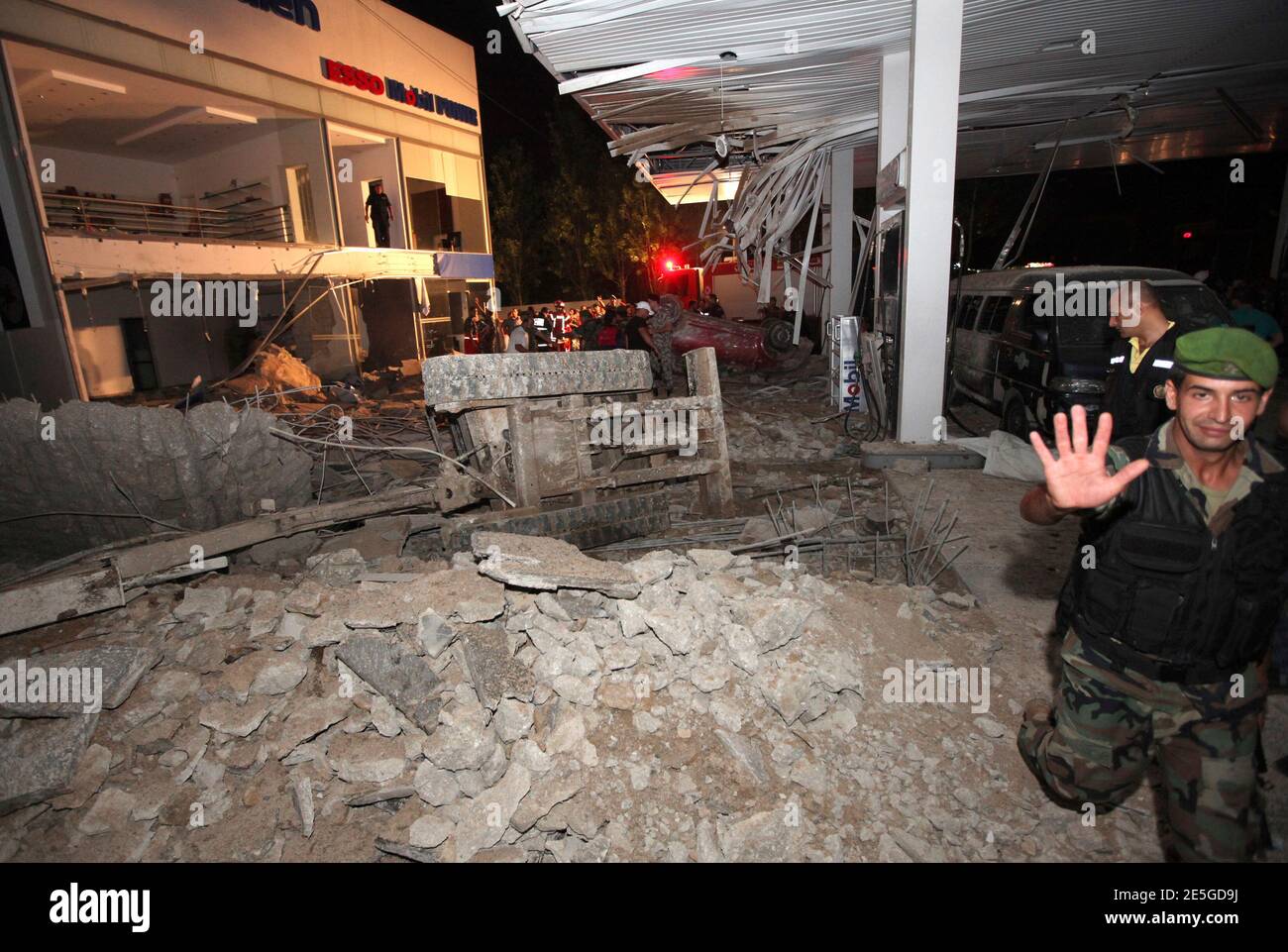 Lebanese civil war tank hi-res stock photography and images - Alamy