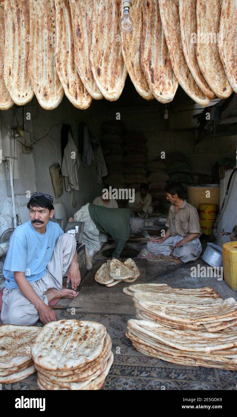 Pakistan bakery hi-res stock photography and images - Alamy