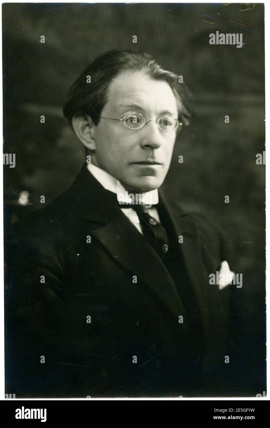 Maurice lévy hi-res stock photography and images - Alamy